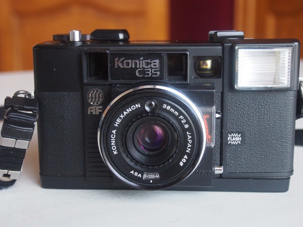 Le premier appareil compact autofocus : le Konica C35 AFL' Atelier de ...